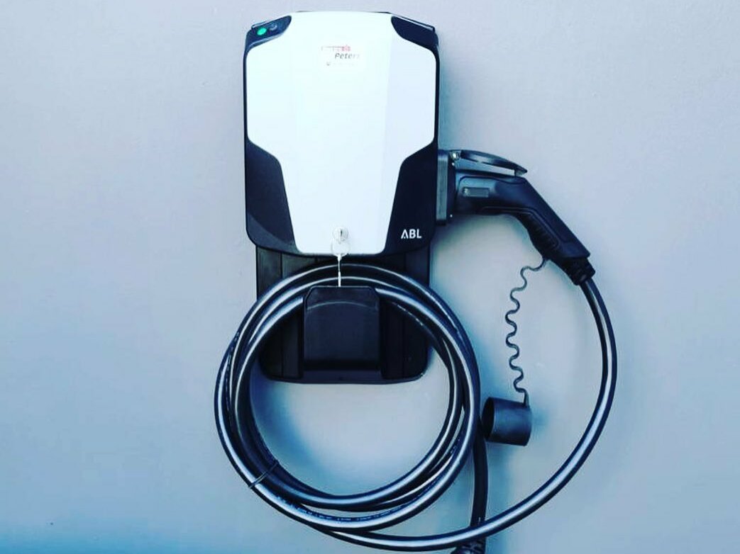 Ladestationen für Elektroautos mit staatlicher Förderung Elektro